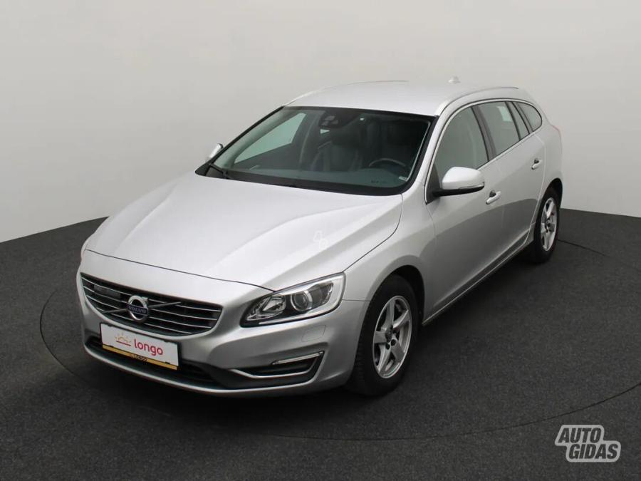 Grey Volvo V60 2016 in Vilnius, with an engine capacity of 2.00 L and mileage of 192 thousand km for 11499 €, photo 1 on AUTOMOTO.COM.LV