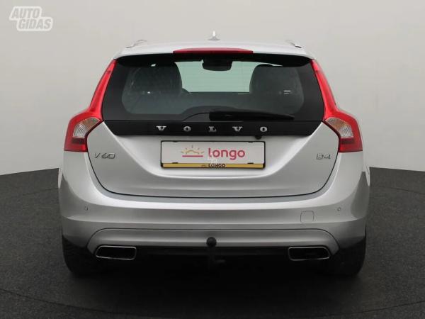 Pelēks Volvo V60 2016 Viļņa, ar dzinēja tilpumu 2.00 L un nobraukumu 192 tūkst. km par 11499 €, foto 5 vietnē AUTOMOTO.COM.LV