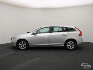 Grey Volvo V60 2016 in Vilnius, with an engine capacity of 2.00 L and mileage of 192 thousand km for 11499 €, photo 7 on AUTOMOTO.COM.LV