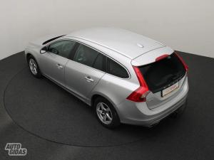 Grey Volvo V60 2016 in Vilnius, with an engine capacity of 2.00 L and mileage of 192 thousand km for 11499 €, photo 13 on AUTOMOTO.COM.LV