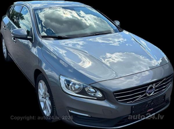 Pelēks Volvo V60 2016 Tallina, ar dzinēja tilpumu 2.00 L un nobraukumu 230 tūkst. km par 7480 €, foto 1 vietnē AUTOMOTO.COM.LV