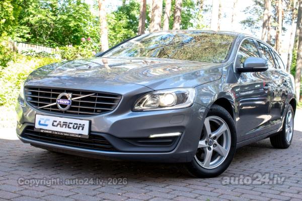 Grey Volvo V60 2016 in Tallinn, with an engine capacity of 2.00 L and mileage of 199 thousand km for 9790 €, photo 1 on AUTOMOTO.COM.LV