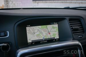 Pelēks Volvo V60 2016 Tukums, ar dzinēja tilpumu 2.40 L un nobraukumu 132 tūkst. km par 15490 €, foto 36 vietnē AUTOMOTO.COM.LV