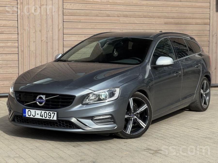 Grey Volvo V60 2016 in Jelgava, with an engine capacity of 2.00 L and mileage of 267 thousand km for 10990 €, photo 1 on AUTOMOTO.COM.LV