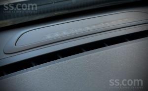 Grey Volvo V60 2016 in Jelgava, with an engine capacity of 2.00 L and mileage of 267 thousand km for 10990 €, photo 18 on AUTOMOTO.COM.LV