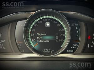 Grey Volvo V60 2016 in Jelgava, with an engine capacity of 2.00 L and mileage of 267 thousand km for 10990 €, photo 21 on AUTOMOTO.COM.LV