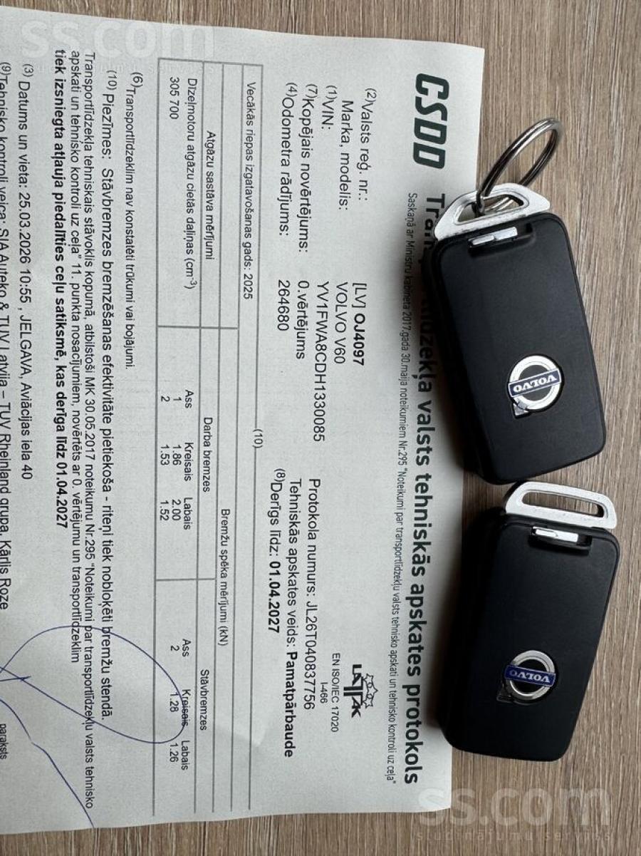 Grey Volvo V60 2016 in Jelgava, with an engine capacity of 2.00 L and mileage of 267 thousand km for 10990 €, photo 33 on AUTOMOTO.COM.LV