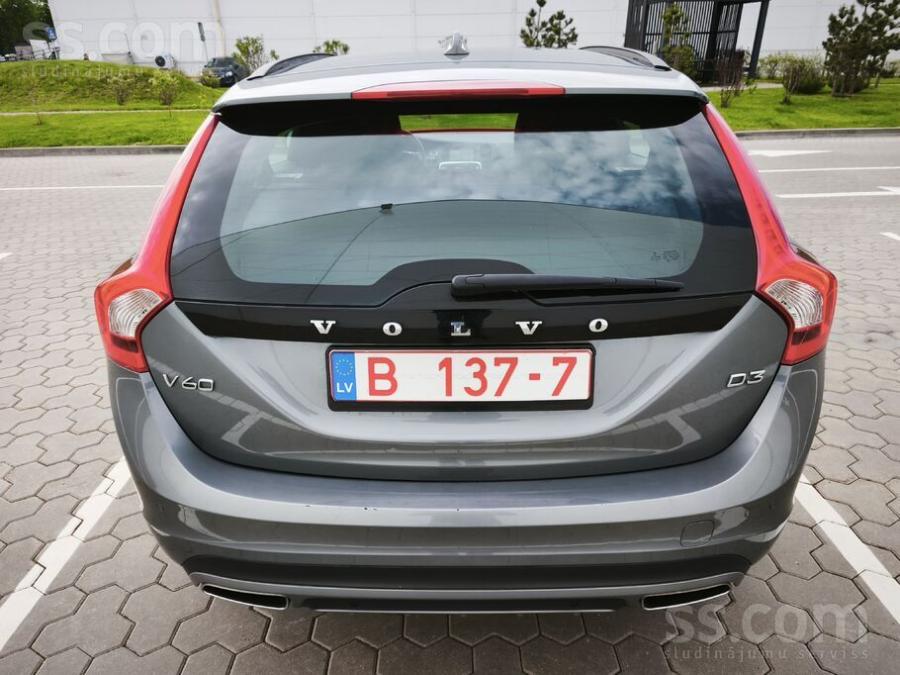Grey Volvo V60 2016 in Riga, with an engine capacity of 2.00 L and mileage of 0 thousand km for 8300 €, photo 35 on AUTOMOTO.COM.LV