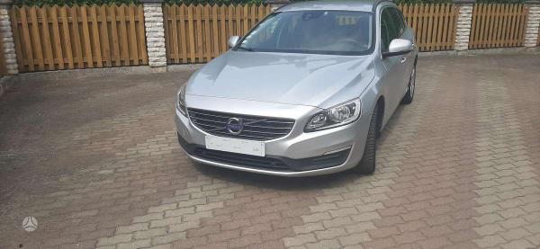 Pelēks Volvo V60 2016 Viļņa, ar dzinēja tilpumu 1.97 L un nobraukumu 222 tūkst. km par 7400 €, foto 1 vietnē AUTOMOTO.COM.LV