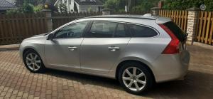 Pelēks Volvo V60 2016 Viļņa, ar dzinēja tilpumu 1.97 L un nobraukumu 222 tūkst. km par 7400 €, foto 9 vietnē AUTOMOTO.COM.LV