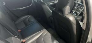Pelēks Volvo V60 2016 Viļņa, ar dzinēja tilpumu 1.97 L un nobraukumu 222 tūkst. km par 7400 €, foto 13 vietnē AUTOMOTO.COM.LV