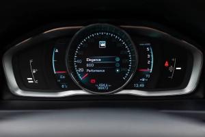 Серый Вольво B60 2016 в Рига, объемом двигателя 2.00 л и пробегом 96 тыс. км за 13995 €, фото 29 на AUTOMOTO.COM.LV