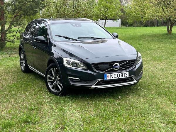 Серый Вольво B60 2016 в Вильнюс, объемом двигателя 2.00 л и пробегом 350 тыс. км за 6500 €, фото 3 на AUTOMOTO.COM.LV