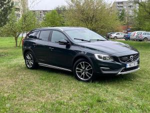 Pelēks Volvo V60 2016 Viļņa, ar dzinēja tilpumu 2.00 L un nobraukumu 350 tūkst. km par 6500 €, foto 7 vietnē AUTOMOTO.COM.LV