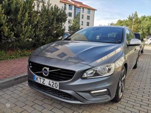 Pelēks Volvo V60 2016 Klaipėda, ar dzinēja tilpumu 2.00 L un nobraukumu 289 tūkst. km par 5999 €, foto  vietnē AUTOMOTO.COM.LV