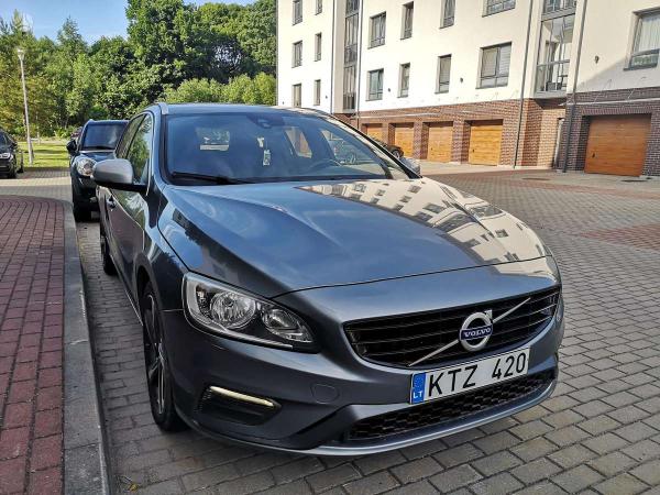 Pelēks Volvo V60 2016 Klaipėda, ar dzinēja tilpumu 2.00 L un nobraukumu 289 tūkst. km par 5999 €, foto 4 vietnē AUTOMOTO.COM.LV
