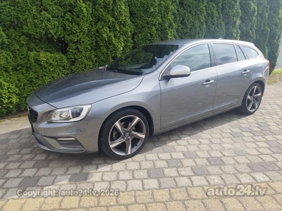Серый Вольво B60 2016 в Пайде, объемом двигателя 2.00 л и пробегом 310 тыс. км за 7990 €, фото 1 на AUTOMOTO.COM.LV