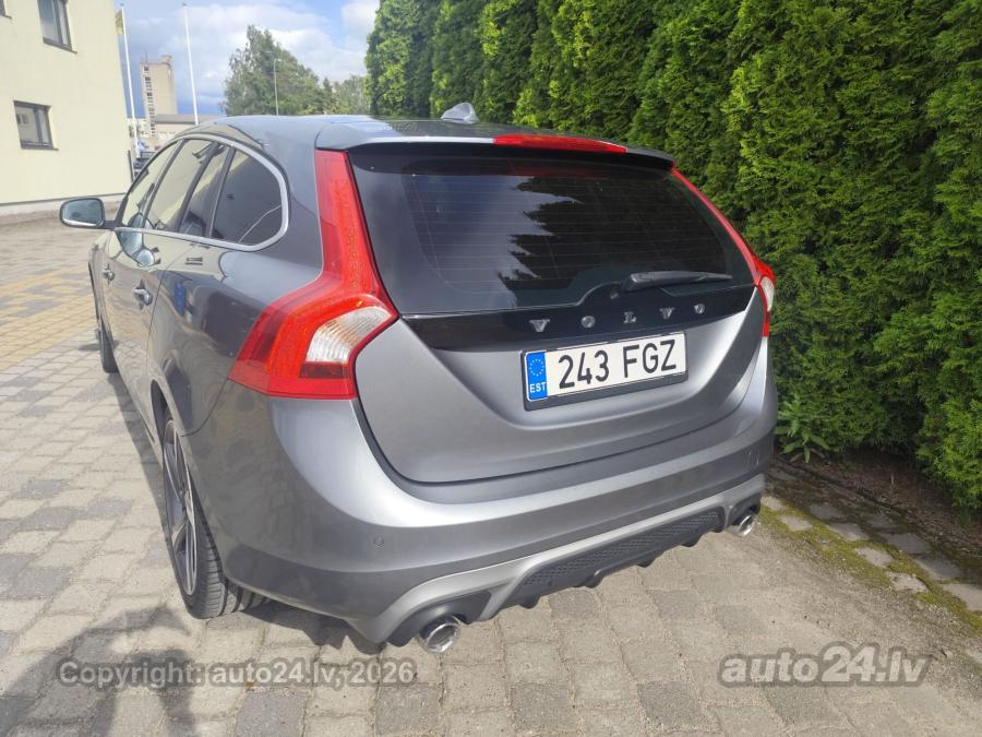 Серый Вольво B60 2016 в Пайде, объемом двигателя 2.00 л и пробегом 310 тыс. км за 7990 €, фото 6 на AUTOMOTO.COM.LV