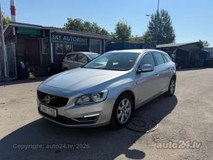 Серый Вольво B60 2016 в Таллин, объемом двигателя 2.00 л и пробегом 320 тыс. км за 7950 €, фото 4 на AUTOMOTO.COM.LV