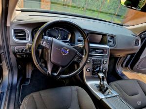 Grey Volvo V60 2016 in Kaunas, with an engine capacity of 1.97 L and mileage of 0 thousand km for 5999 €, photo 15 on AUTOMOTO.COM.LV