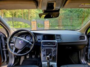 Grey Volvo V60 2016 in Kaunas, with an engine capacity of 1.97 L and mileage of 0 thousand km for 5999 €, photo 19 on AUTOMOTO.COM.LV