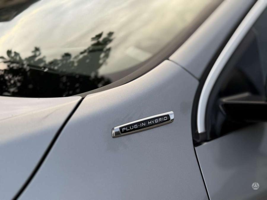 Pelēks Volvo V60 2016 Viļņa, ar dzinēja tilpumu 2.40 L un nobraukumu 270 tūkst. km par 6450 €, foto 4 vietnē AUTOMOTO.COM.LV