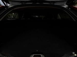 Pelēks Volvo V60 2016 Viļņa, ar dzinēja tilpumu 2.40 L un nobraukumu 270 tūkst. km par 6450 €, foto 23 vietnē AUTOMOTO.COM.LV