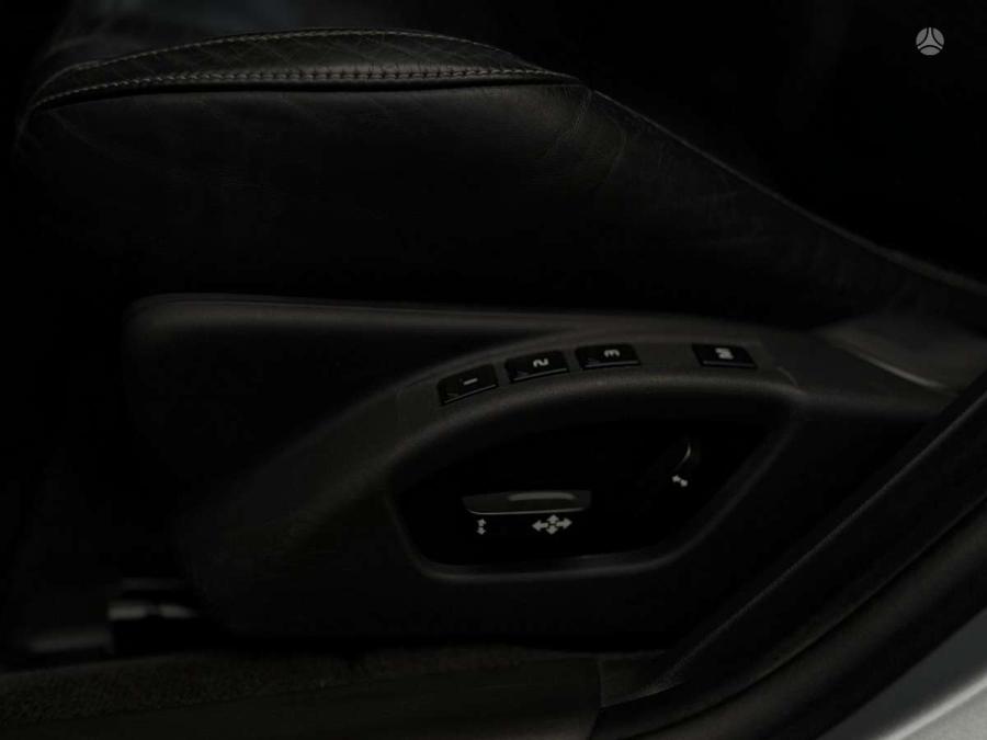 Pelēks Volvo V60 2016 Viļņa, ar dzinēja tilpumu 2.40 L un nobraukumu 270 tūkst. km par 6450 €, foto 39 vietnē AUTOMOTO.COM.LV