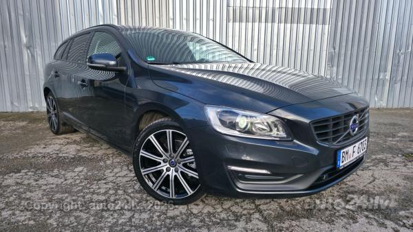 Pelēks Volvo V60 2016 Tallina, ar dzinēja tilpumu 2.00 L un nobraukumu 185 tūkst. km par 8590 €, foto 2 vietnē AUTOMOTO.COM.LV