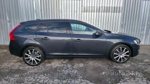 Pelēks Volvo V60 2016 Tallina, ar dzinēja tilpumu 2.00 L un nobraukumu 185 tūkst. km par 8590 €, foto 7 vietnē AUTOMOTO.COM.LV