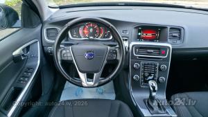 Pelēks Volvo V60 2016 Tallina, ar dzinēja tilpumu 2.00 L un nobraukumu 185 tūkst. km par 8590 €, foto 16 vietnē AUTOMOTO.COM.LV