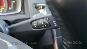 Pelēks Volvo V60 2016 Tallina, ar dzinēja tilpumu 2.00 L un nobraukumu 185 tūkst. km par 8590 €, foto 23 vietnē AUTOMOTO.COM.LV