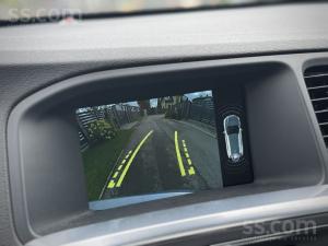 Pelēks Volvo V60 2016 Jelgava, ar dzinēja tilpumu 2.40 L un nobraukumu 217 tūkst. km par 9800 €, foto 24 vietnē AUTOMOTO.COM.LV