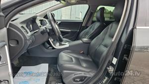 Grey Volvo V60 2016 in Tallinn, with an engine capacity of 2.00 L and mileage of 216 thousand km for 9290 €, photo 10 on AUTOMOTO.COM.LV