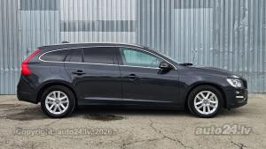 Pelēks Volvo V60 2016 Tallina, ar dzinēja tilpumu 2.00 L un nobraukumu 216 tūkst. km par 9290 €, foto 6 vietnē AUTOMOTO.COM.LV