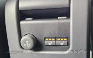 Pelēks Volvo V60 2016 Tallina, ar dzinēja tilpumu 2.00 L un nobraukumu 216 tūkst. km par 9290 €, foto 24 vietnē AUTOMOTO.COM.LV