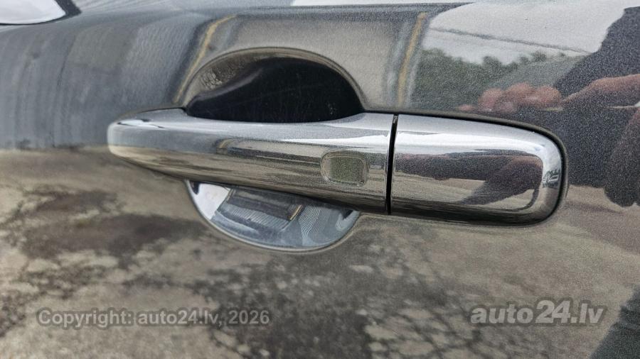 Pelēks Volvo V60 2016 Tallina, ar dzinēja tilpumu 2.00 L un nobraukumu 216 tūkst. km par 9290 €, foto 25 vietnē AUTOMOTO.COM.LV
