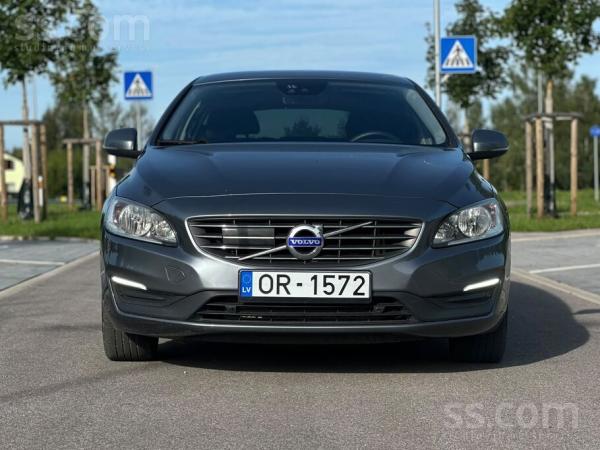 Серый Вольво B60 2016 в Елгава, объемом двигателя 2.00 л и пробегом 0 тыс. км за 6490 €, фото 3 на AUTOMOTO.COM.LV