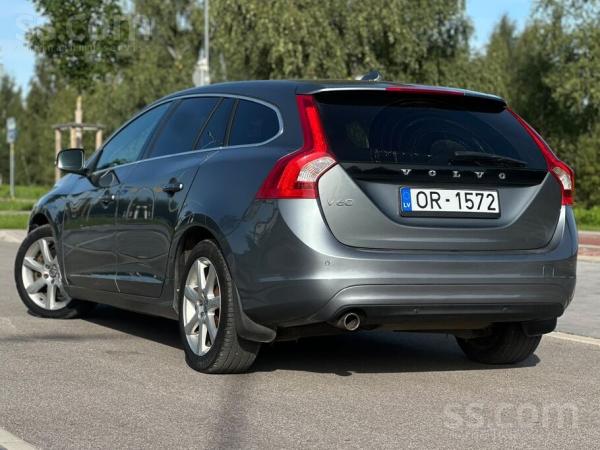 Серый Вольво B60 2016 в Елгава, объемом двигателя 2.00 л и пробегом 0 тыс. км за 6490 €, фото 5 на AUTOMOTO.COM.LV