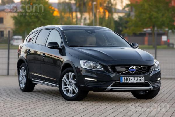 Pelēks Volvo V60 2016 Jelgava, ar dzinēja tilpumu 2.00 L un nobraukumu 0 tūkst. km par 10999 €, foto 3 vietnē AUTOMOTO.COM.LV