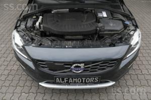 Pelēks Volvo V60 2017 Rīga, ar dzinēja tilpumu 2.40 L un nobraukumu 0 tūkst. km par 14990 €, foto 23 vietnē AUTOMOTO.COM.LV