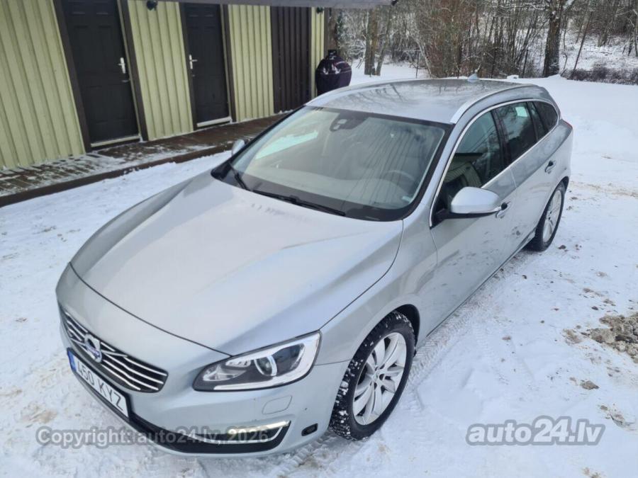 Pelēks Volvo V60 2017 Pelva, ar dzinēja tilpumu 2.40 L un nobraukumu 316 tūkst. km par 8900 €, foto 9 vietnē AUTOMOTO.COM.LV