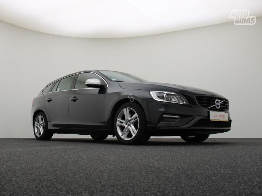 Grey Volvo V60 2017 in Vilnius, with an engine capacity of 2.00 L and mileage of 243 thousand km for 10199 €, photo 11 on AUTOMOTO.COM.LV