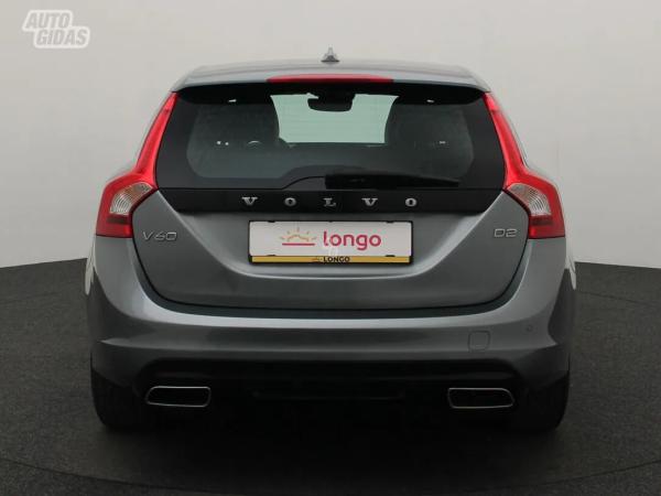 Grey Volvo V60 2017 in Vilnius, with an engine capacity of 2.00 L and mileage of 159 thousand km for 11499 €, photo 5 on AUTOMOTO.COM.LV
