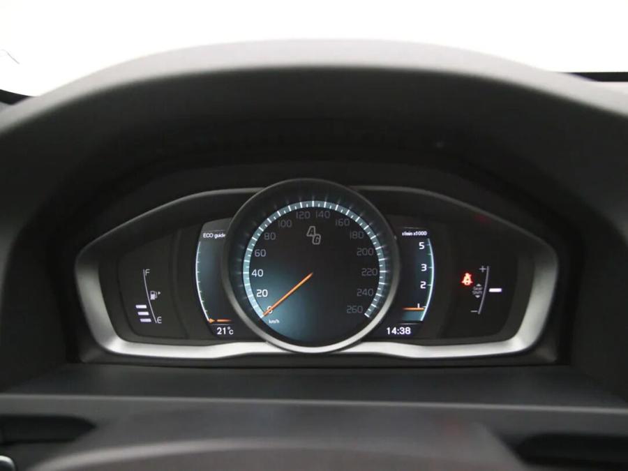 Серый Вольво B60 2017 в Вильнюс, объемом двигателя 2.00 л и пробегом 159 тыс. км за 11499 €, фото 20 на AUTOMOTO.COM.LV