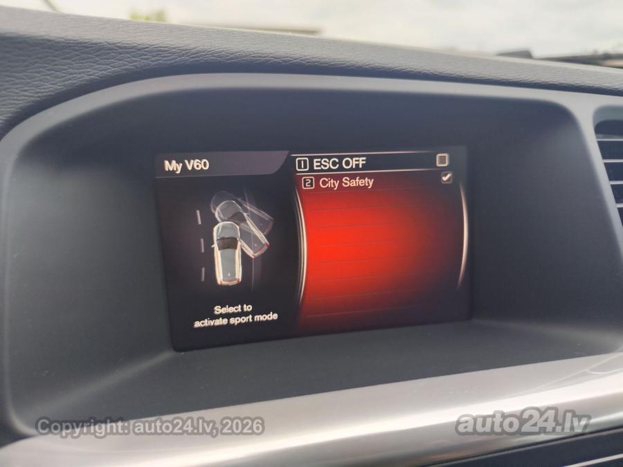 Grey Volvo V60 2017 in Paide, with an engine capacity of 2.00 L and mileage of 204 thousand km for 9990 €, photo 23 on AUTOMOTO.COM.LV