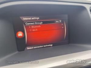 Grey Volvo V60 2017 in Paide, with an engine capacity of 2.00 L and mileage of 204 thousand km for 9990 €, photo 26 on AUTOMOTO.COM.LV
