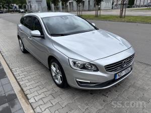 Серый Вольво B60 2017 в Рига, объемом двигателя 2.40 л и пробегом 145 тыс. км за 9900 €, фото 8 на AUTOMOTO.COM.LV