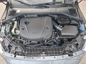 Grey Volvo V60 2017 in Tartu, with an engine capacity of 2.00 L and mileage of 236 thousand km for 9490 €, photo 5 on AUTOMOTO.COM.LV