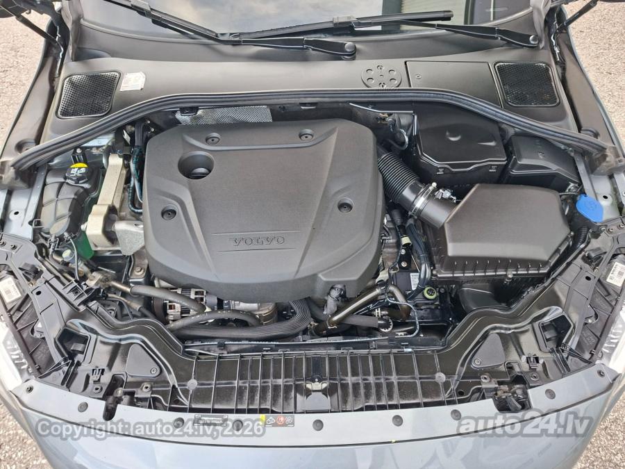 Grey Volvo V60 2017 in Tartu, with an engine capacity of 2.00 L and mileage of 236 thousand km for 9490 €, photo 5 on AUTOMOTO.COM.LV
